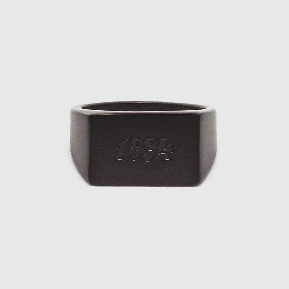 Jewelry – Rust 1894